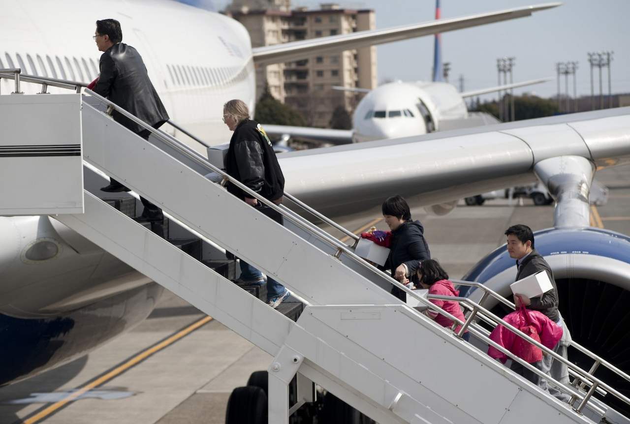 Mengenal Boarding Pesawat: Pengertian, Proses dan Hal yang Harus ...